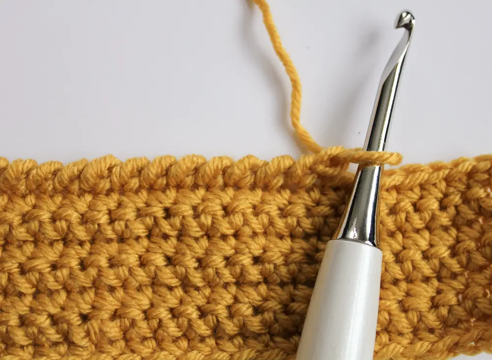 Variations of a Stitch Series, Part 1: Single Crochet - The Knotted Nest