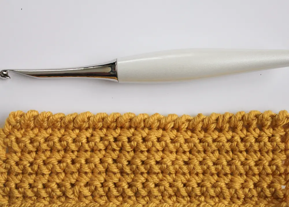 Variations of a Stitch Series, Part 1: Single Crochet - The Knotted Nest