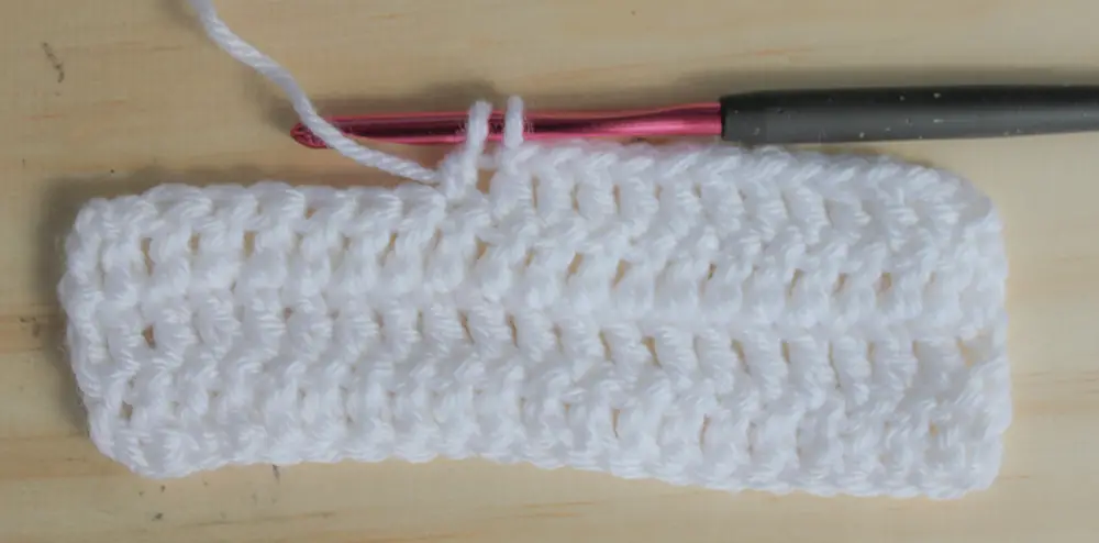Variations of a Stitch Series, Part 2: Double Crochet - The Knotted Nest